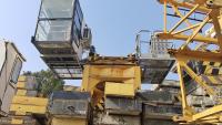China Yellow Zoomlion Used Tower Crane 7020-12 Flat Head Tower for Your Construction Needs for sale