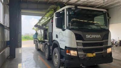 China 52m Vertical Reach Used Concrete Pump Truck with 1400mm Feeding Height from Zoomlion for sale