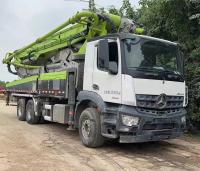 China Zoomlion 62m Concrete Pump Trucks Affordable and in Excellent Condition for sale