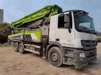 China Mercedes-Benz Chassis Concrete Pump Truck for Precise Concrete Placement from zoomlion for sale