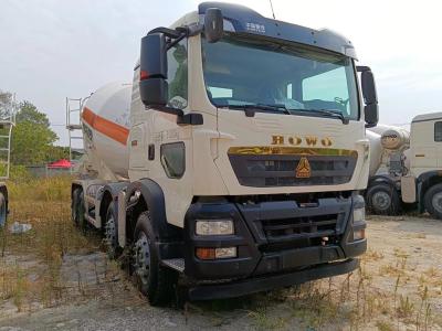 China 2021 HOWO Concrete Mixer Truck 31000kg Capacity 10200×2520×3980mm with 2.6mm Vibrating Amplitude for sale