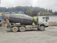 China Semi Dry Shotcrete Type 12 Cbm Concrete Mixer Trucks By Zoomlion 2017 for sale