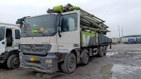 China Zoomlion Concrete Pump 56 Meters Mercedes Chassis Best Condition and Original Equipment for sale
