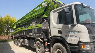 China Affordable 56 Meters Zoomlion Concrete Pump Truck 2020 with Hydraulic Machining Process for sale