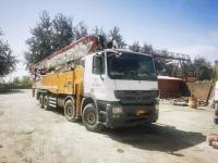 China Xg 62 M Concrete Pump Truck with Cylinder Type Structure and Mercedes Chassis Perfect for sale