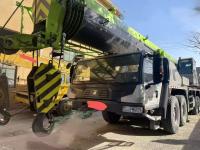 China 2023 Years Zoomlion Mobile Crane 100 Tons With Six-Arm Crane Jib For Heavy-Duty Construction Projects for sale
