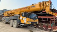 China 2015 XCMG XCT80L5 Mobile Truck Crane 80 Tons with 5 Crane Jib for sale