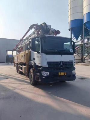 China 2021 Original Equipment 52m Concrete Boom Pump with Mercedes Benz Chassis and 3 Shafts for sale