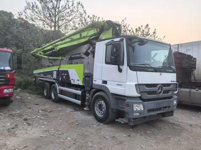 China Zoomlion 47m Concrete Pump Truck Installed With Mercedes-Benz Chassis Price for sale