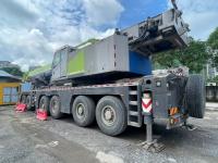 China Seven-Arm Crane Jib ZAT3000V753 2019 Years Zoomlion Mobile Crane 300tons for Heavy-Duty Construction Projects for sale