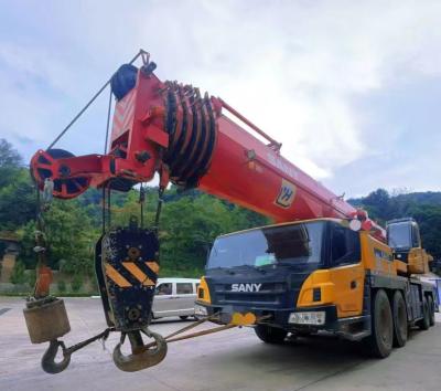 China 80ton Lifting Capacity Hoist Crane Truck Crane STC800E6 Top Choice for Construction Projects for sale