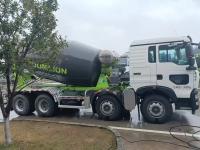 China 2022 Zoomlion Concrete Mixer Truck 12 Cubic Meters Installed With HOWO Chassis For Sale for sale