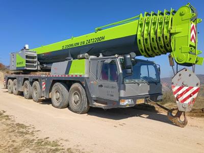 China Used 2010 Zoomlion QAY180V633 180 Ton All Terrain Crane for sale