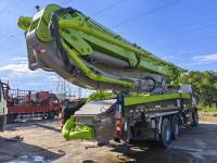 China Used 2021 Zoomlion 52m Concrete Pump Truck Mercedes-Benz Chassis Euro 5 for sale