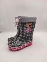 China Matt Or Shiny Finish Kids Rain Boots Childrens Wellies For Spring Summer Water Play for sale