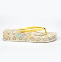 China Outdoor Use Women Wedge Flip Flop Wrapped Up Print Ladies Summer Sandals for sale