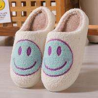 China Smile Face Womens Christmas House Shoes Faux Fur Lined Holiday Slippers For Adults for sale