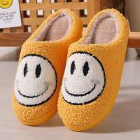 China Smile Face Womens Christmas House Shoes Faux Fur Lined Holiday Slippers For Adults for sale