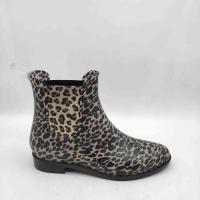 China PVC Waterproof Printed Ankle Rain Boots For Women Anti Slip Customized Color for sale