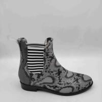 China PVC Waterproof Printed Ankle Rain Boots For Women Anti Slip Customized Color for sale