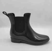 China 100% Waterproof Elastic Guessets Ankle Rain Boots For Women OEM Color for sale