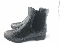 China 100% Waterproof Elastic Guessets Ankle Rain Boots For Women OEM Color for sale