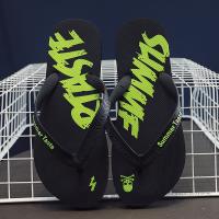 China Summer Wear Men's Beach Sandals With Non Slip Rice Texture Patterns for sale