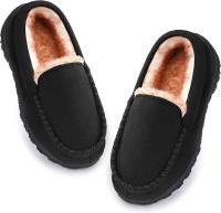 China Winter Kids Moc Indoor Slippers With Warm Fur Lined Classical Moccasin Designs for sale