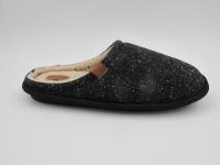 China Warm Comfy Mens' Indoor Slippers Memory Foam House Slippers Customized Design for sale