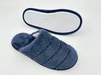 China Men's & Women's House Slippers  Indoor and Outdoor Soft All Seasons Footwear for sale