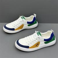 China Men's Breathable Mesh Walking Sneakers with Anti-Slip Outsole and Enhanced Cushioning for sale