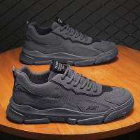 China Mens Casual Walking Sneakers with Breathable Mesh Upper Anti Slip Outsole and Faux Fur Lining for sale