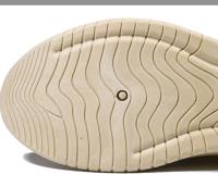 China Men's Casual Walking Sneakers with Breathable Mesh Upper Anti Slip Outsole and Faux Fur Lining for sale