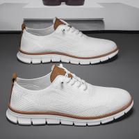 China Mens Non Slip Walking Sneakers with Breathable Mesh Upper and Faux Fur Lining for All Seasons for sale