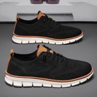 China Mens Non Slip Walking Sneakers with Breathable Mesh Upper and Faux Fur Lining for All Seasons for sale