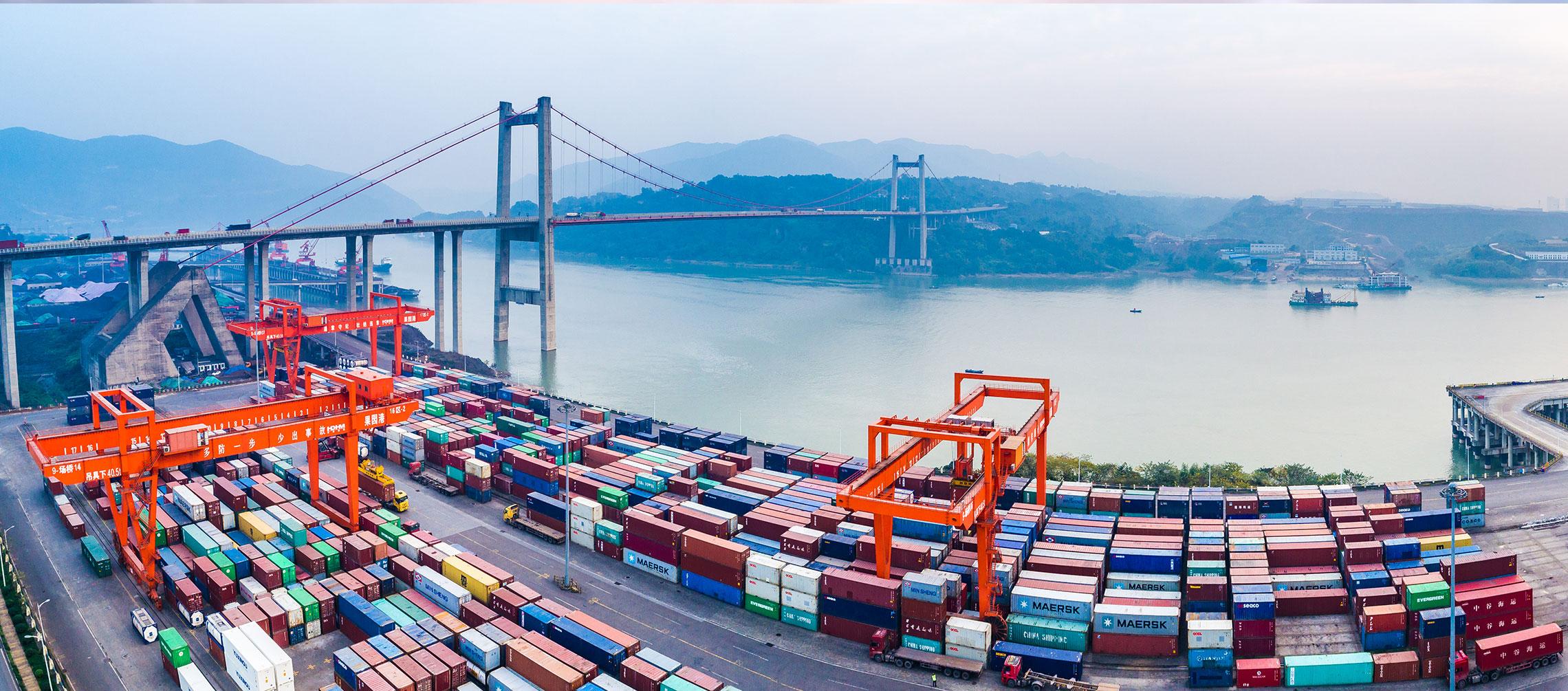 Loading and Unloading Operations in Ports Loading and Unloading Operations in Ports