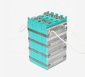 China 3.2V 40ah Lithium Ion LiFePO4 Battery Pack Free Maintenance With Aluminum Shell for sale