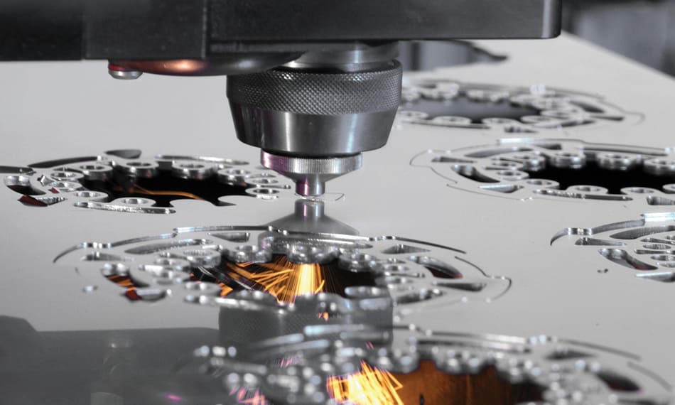 fiber laser cutting machines cut the metal
