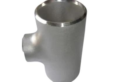 China Carbon Steel Butt Weld Pipe Tee Equal Reducing Tee Cold Forming Welded 24 Inch for sale