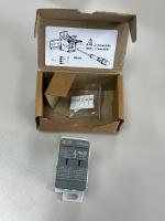 China TE Connectivity Entrelec DBL80 80A DIN Rail Power Distribution Block 1 Input 6 Output 1000V AC for sale
