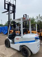 China TCM 30 Diesel Forklift 3 Ton Capacity Used Machine for Building Material Shops for sale