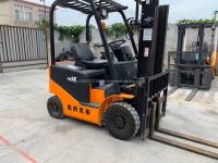 China Hangcha H15 J15 3 Ton Diesel Forklift 45kw Engine Powerful Industrial Material Handling for sale