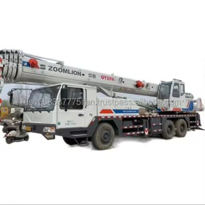 China ZOOMLION 25 ton Crane with Excellent Performance and High Loading Capacity for sale
