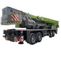 China Zoomlion 70 Ton Hydraulic Crawler Crane 100 kW Engine 2016 Model for Construction for sale