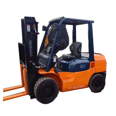 China TOYOTA 7F30 3 Ton Diesel Forklift 1000mm Fork Length for Building Material Shops for sale