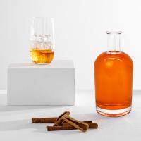 China Customized Capacity Glass Bottle for Spirits Tequila Vodka Brandy Whisky Rum Gin Liquor 500ml/700ml/750ml for sale