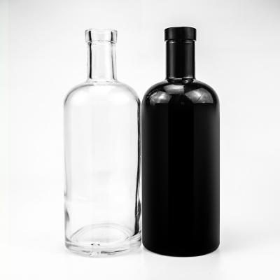 China Liquors and Beverage 700ml Transparent Whisky Vodka Packing Bottle with Aluminum Cork for sale