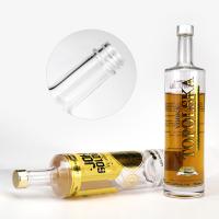 China 750ml 700ml Chicago Style Glass Wine Bottle with Wooden Cork Cap and Customized Logo for sale