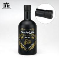 China 500ML 700ML 750ML 1000ML Boston Round Flint Glass Bottle for Vodka Whisky Enthusiasts for sale
