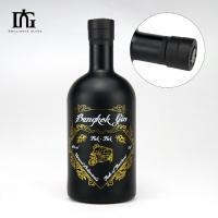 China 500ML 700ML 750ML 1000ML Boston Round Flint Glass Bottle for Vodka Whisky Enthusiasts for sale